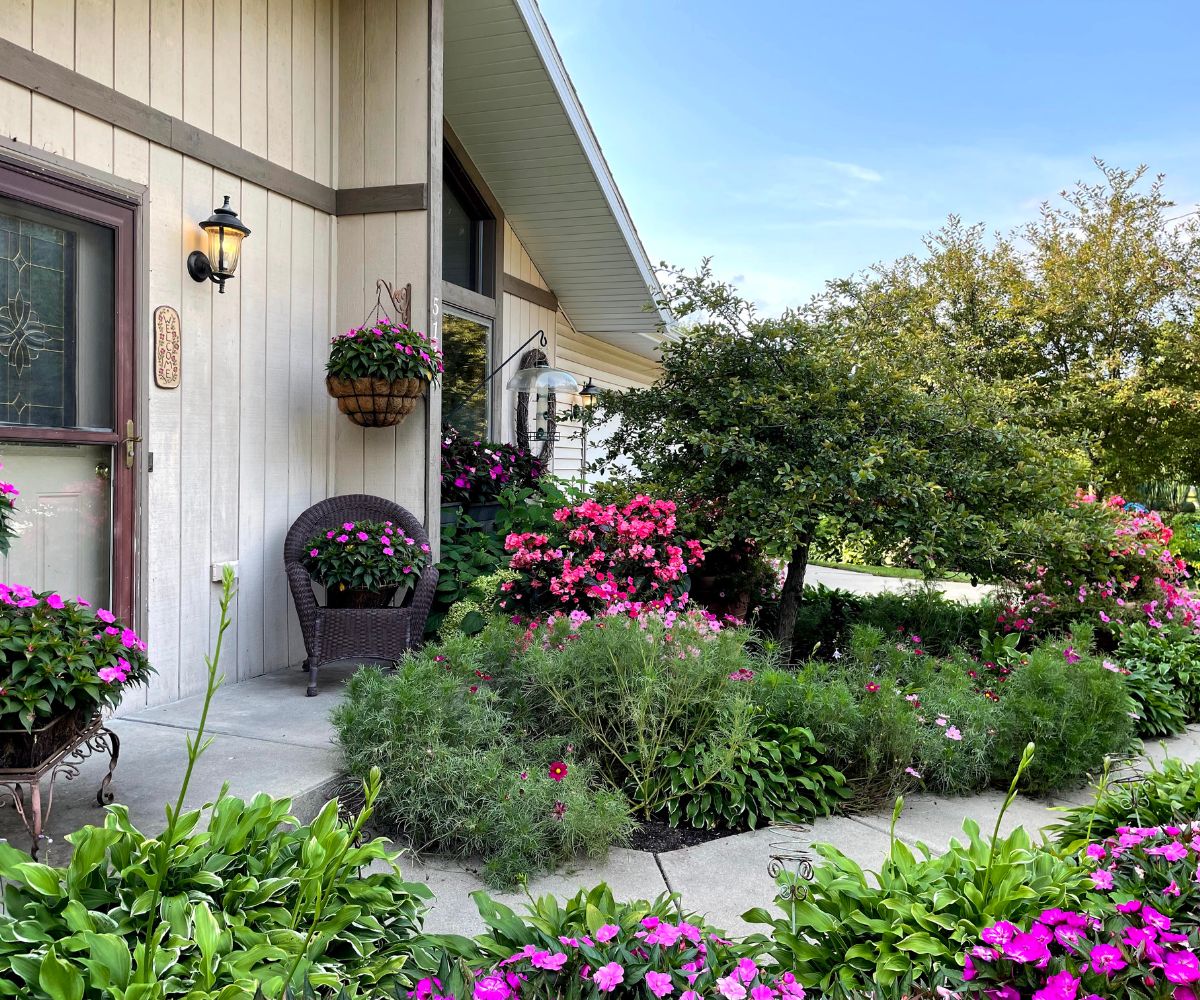 What Shape Should My Shrubs Be? How to Choose the Right Shape for Your ...